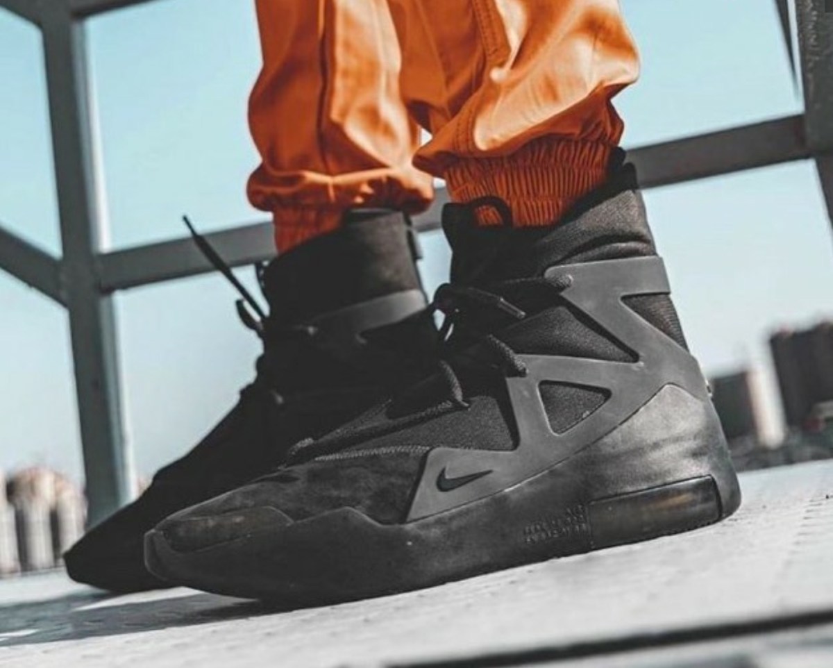 Nike FOG 1 Triple Black – SNEAKER SPECULATION